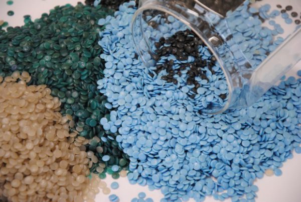 Cosa si produce con la plastica riciclata? - GPlast - Rigenerazione ...
